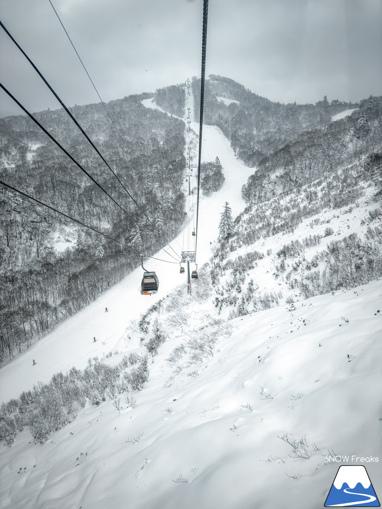 キロロリゾート｜遅ればせながら…。積雪200cmのキロロで、2025～2026 SNOW Freaks『初滑り』。今シーズンもどうぞよろしくお ...